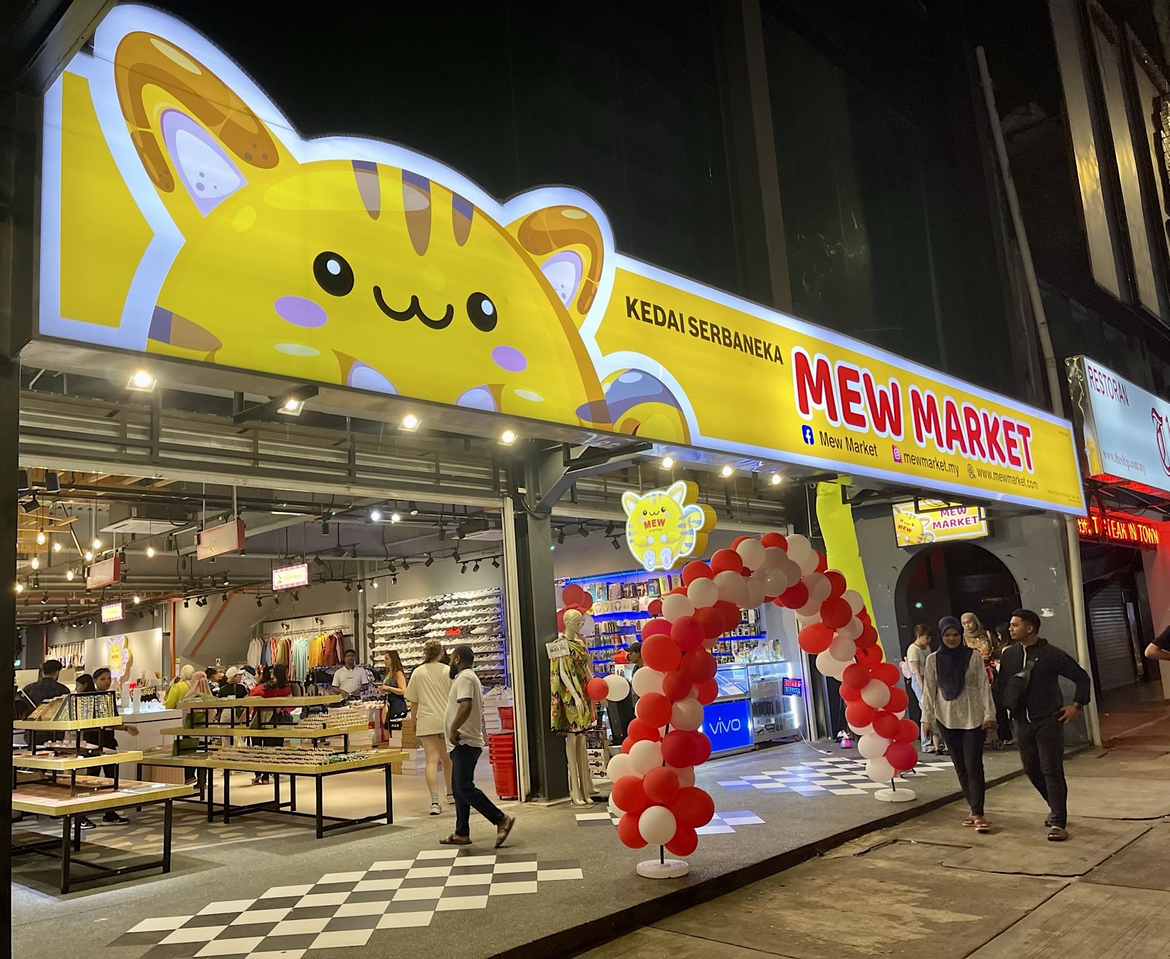 MEW Market Bukit Bintang Outlet Soft Launching - MewMarket